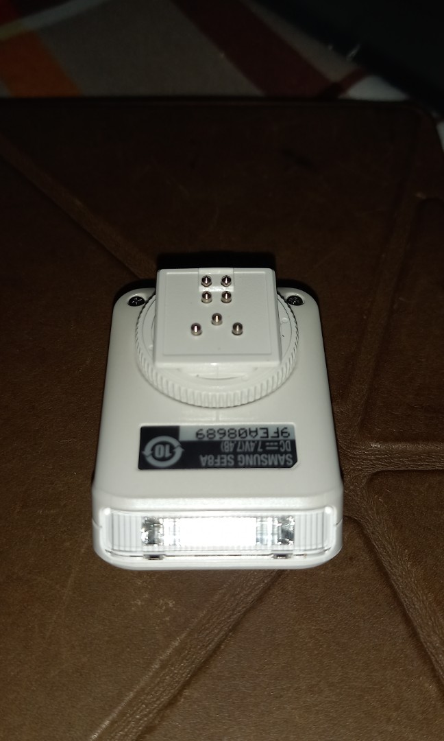 External flash, Photography, Photography Accessories, Flashes on Carousell