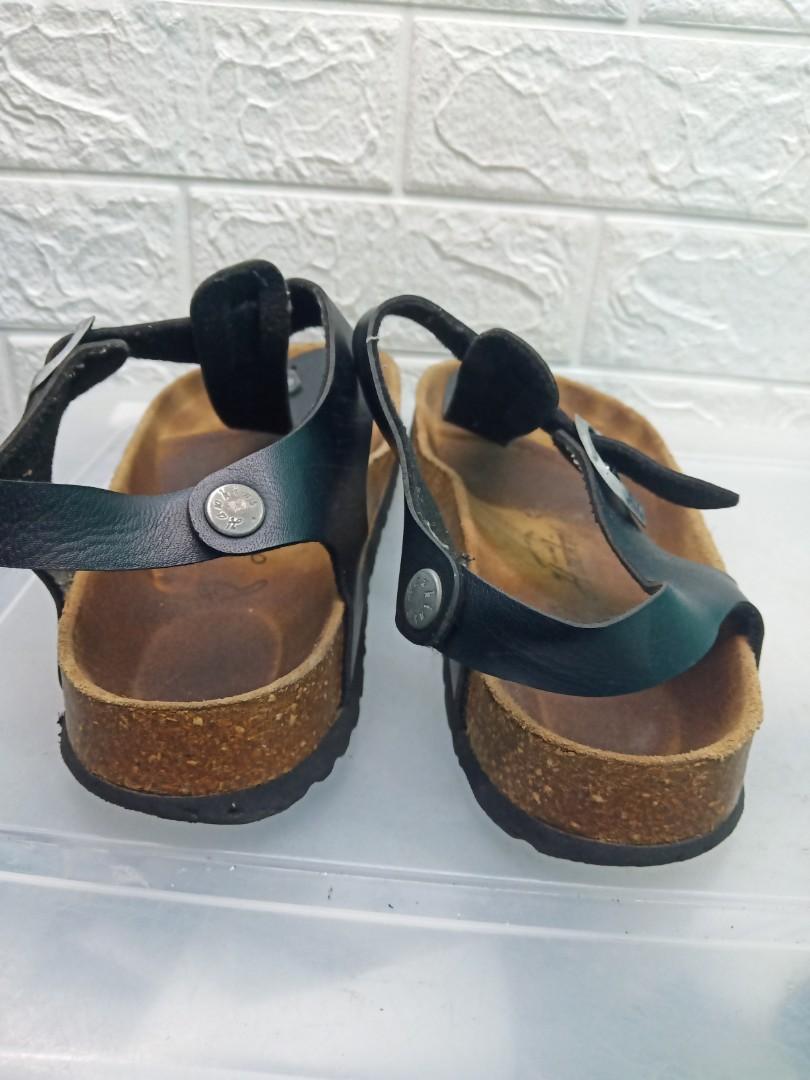 Hawkins Sandal, Men's Fashion, Footwear, Casual shoes on Carousell