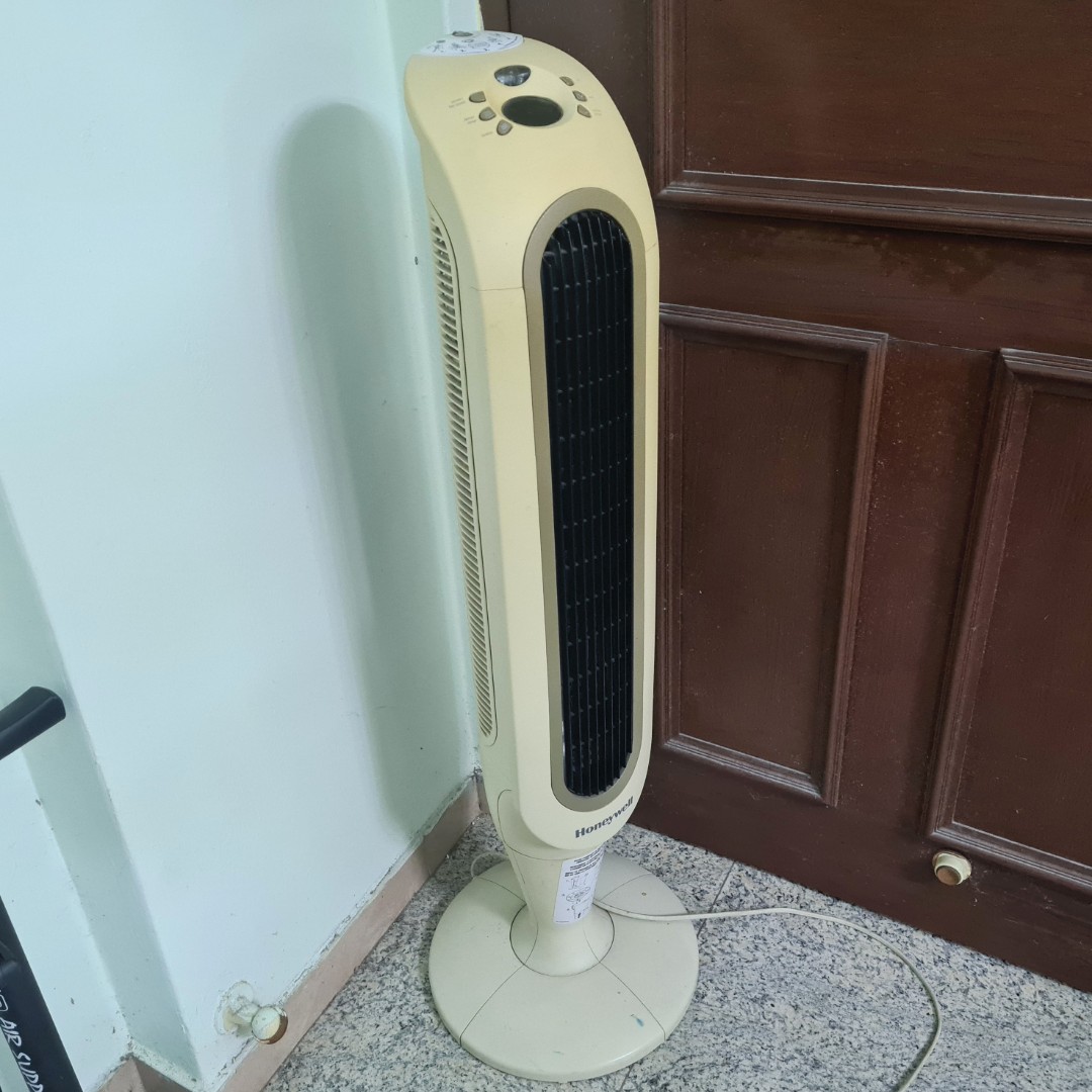 Honeywell tower fan, Furniture & Home Living, Lighting & Fans, Fans on ...