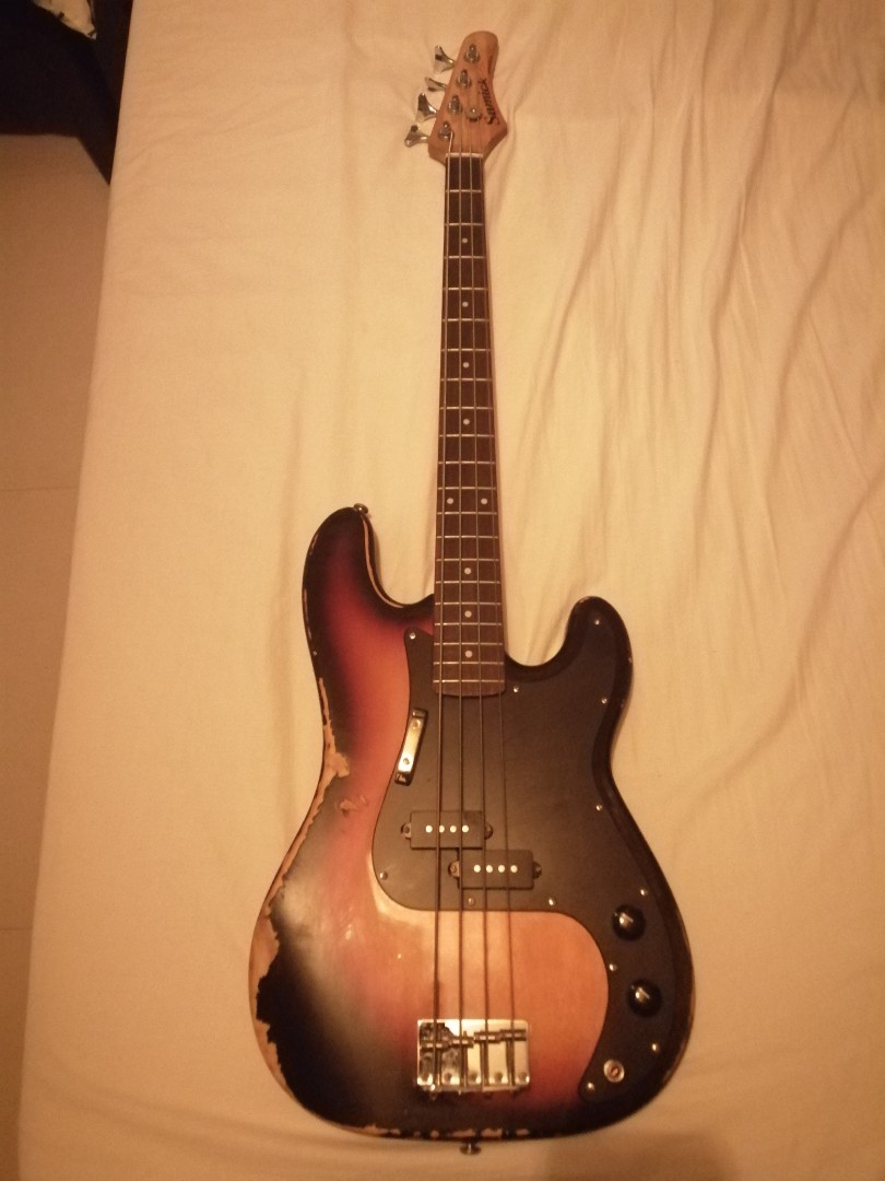 Samick P-bass for sale. Budget bass., Hobbies & Toys, Music & Media ...