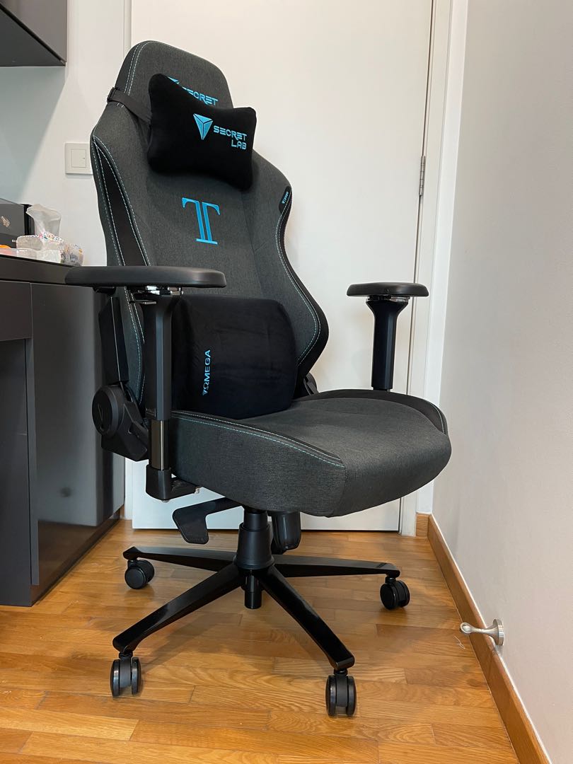 Secret Lab Titan 2020 Fabric (with Omega lumbar pillow), Furniture ...