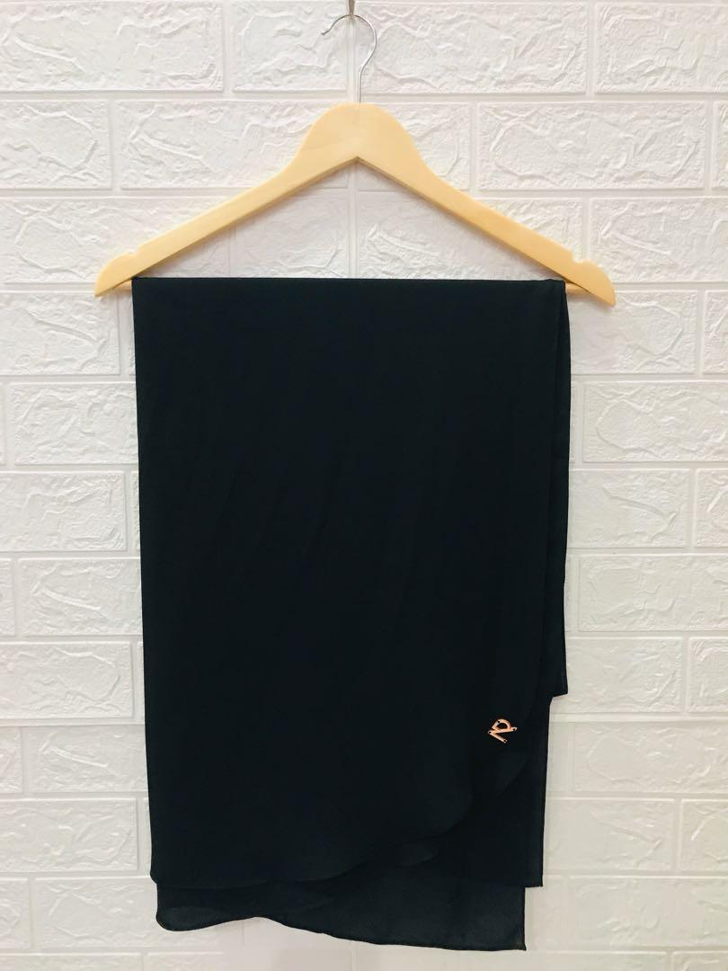 Shawl Hitam NR Scarves (Diyan Premium Curve Shawl), Women's Fashion ...