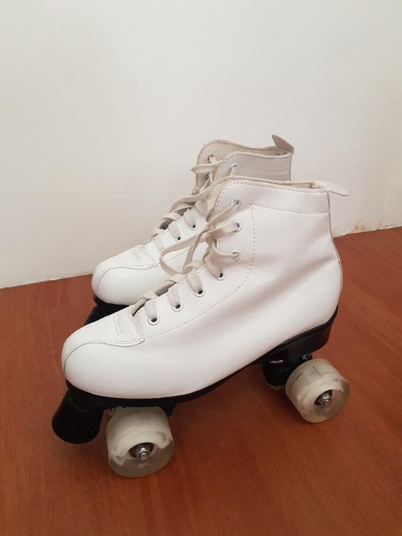 Shopee Roller Skates w/ outdoor wheels & protective gears EU:42, Sports ...