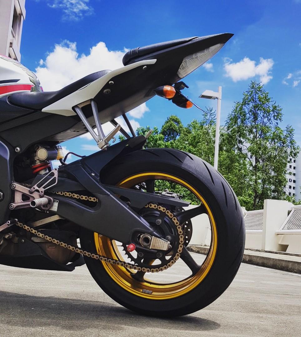 The 2008 Yamaha YZF R6 (Rider not included), Motorcycles, Motorcycles ...