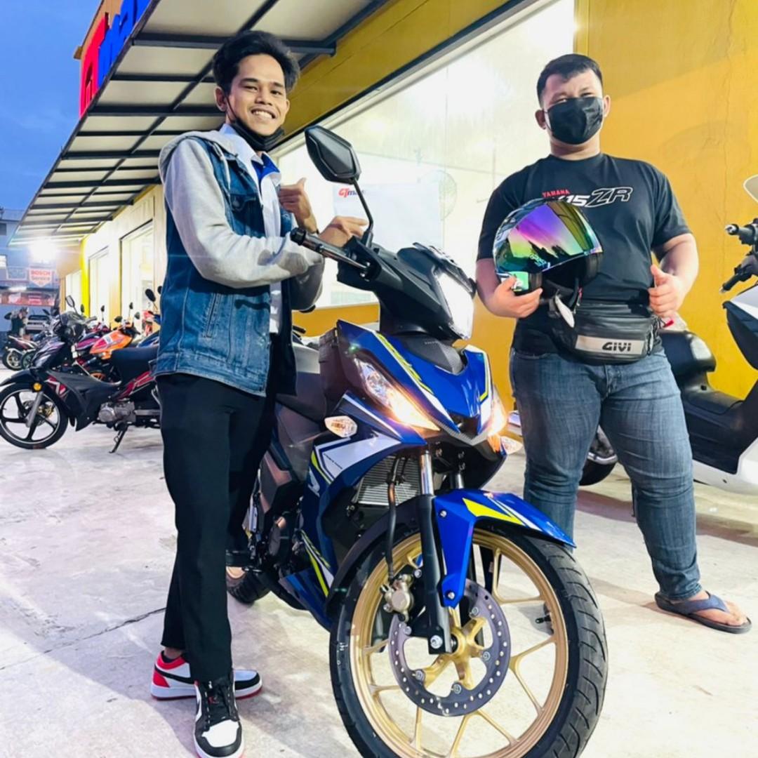., Motorbikes on Carousell