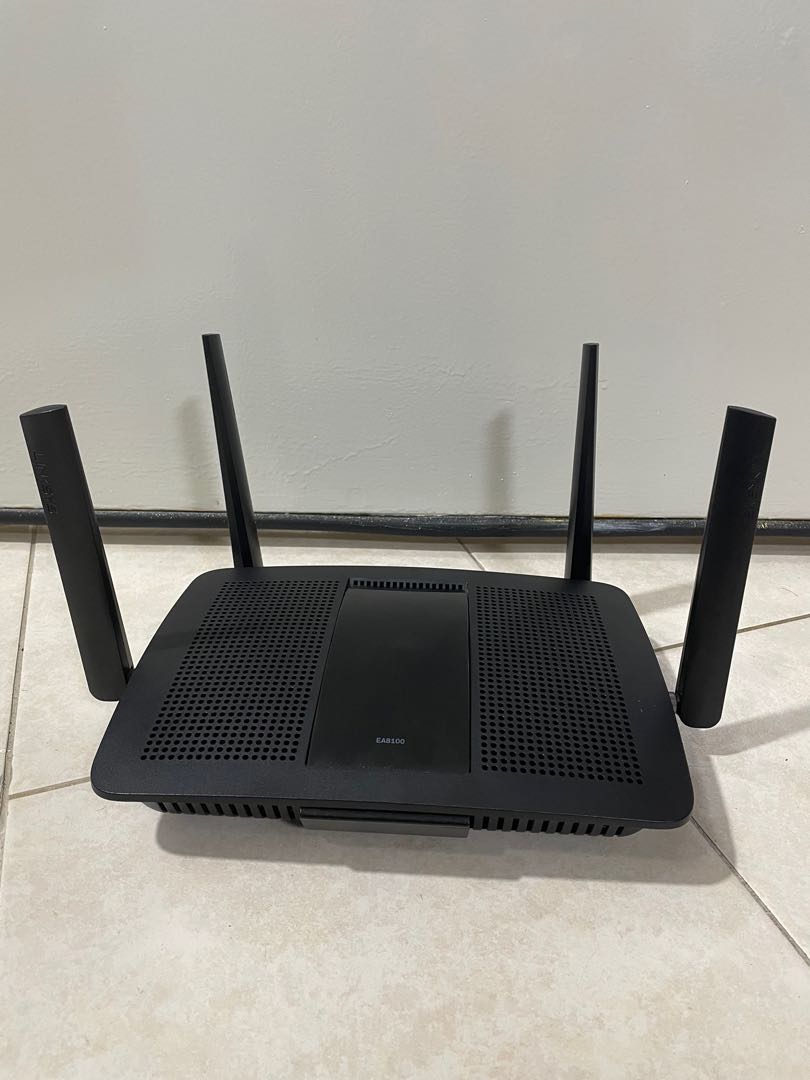 Used Linksys Router from Singtel Plan, Computers & Tech, Parts ...
