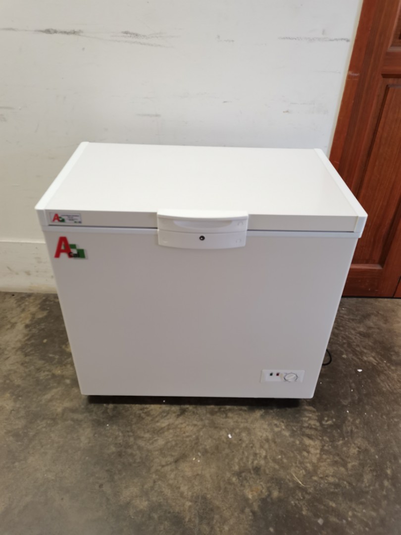 Used chest freezer, TV & Home Appliances, Kitchen Appliances ...