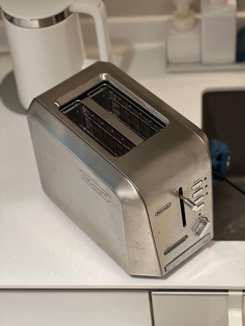 Delonghi stainless steel toaster, TV & Home Appliances, Kitchen ...
