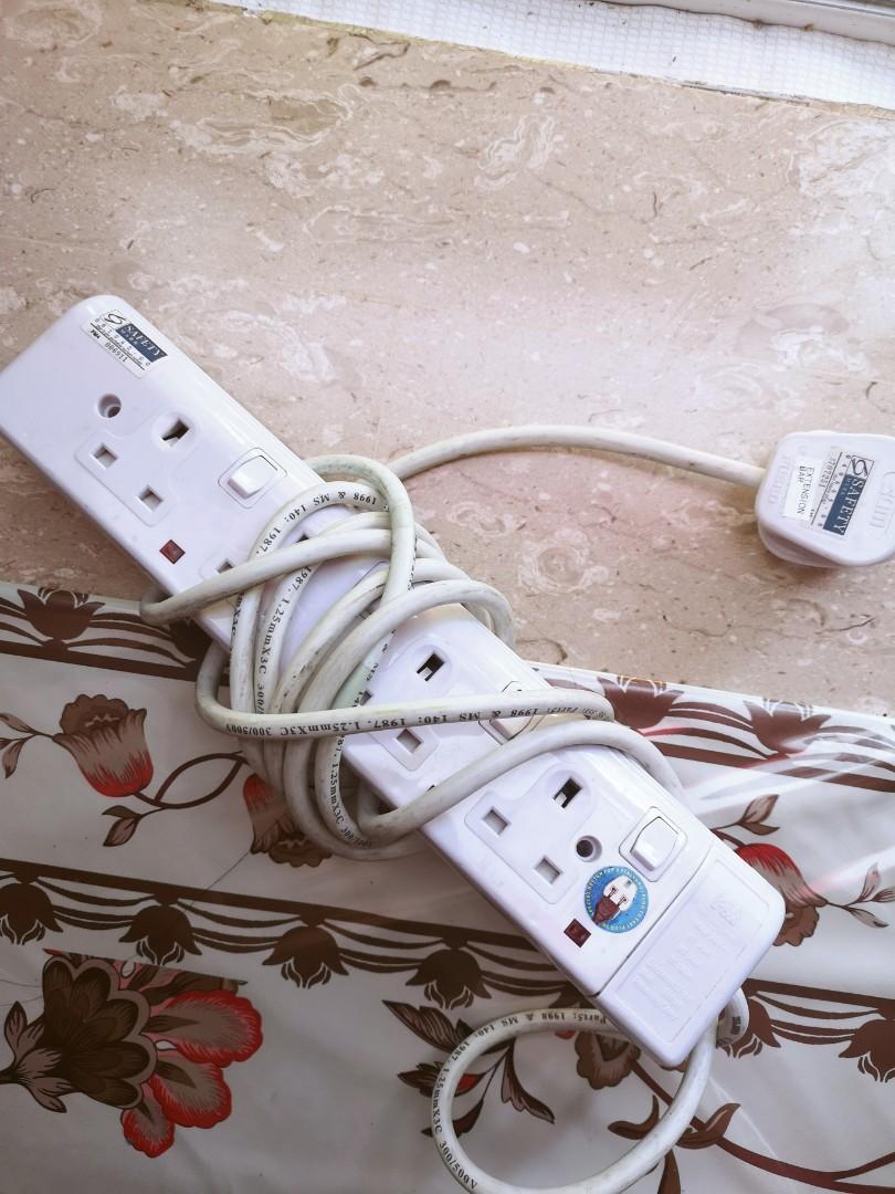 Extension Socket 4 way 3-pin, 2-pin plug - w safety mark, Furniture ...