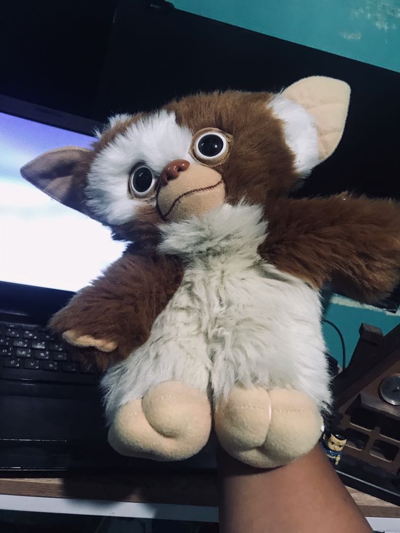 Gizmo hand puppet 1984 applause vintage plush gremlins, Hobbies & Toys ...