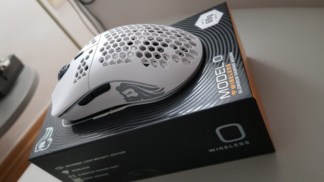 Glorious Model O Wireless WHITE 69G, Computers & Tech, Parts ...