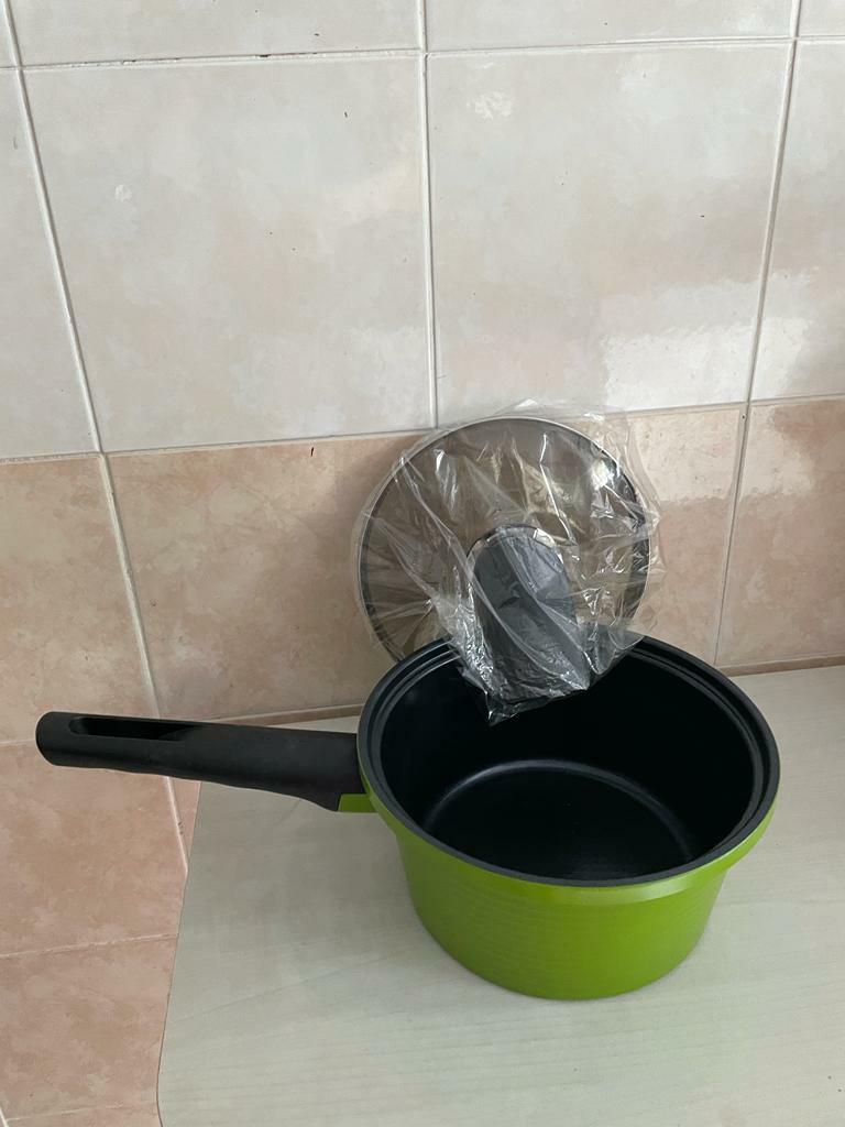 Happy call pots, Furniture & Home Living, Kitchenware & Tableware ...