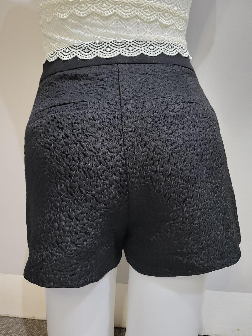 HW Black Formal Short, Women's Fashion, Bottoms, Shorts on Carousell