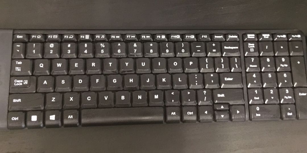 Logitech Keyboard Set K220 Computers And Tech Parts And Accessories Computer Keyboard On Carousell