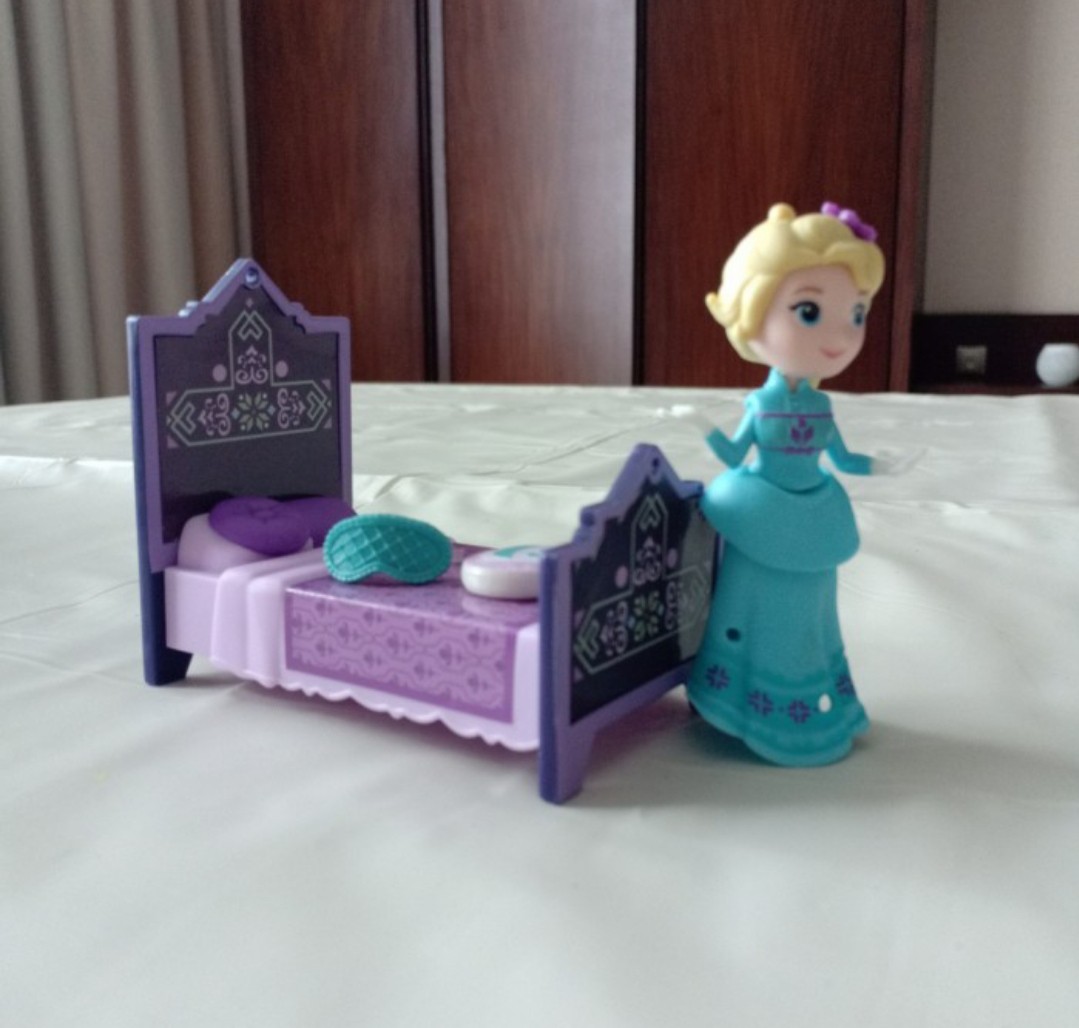 mainan anak ELSA FROZEN SLEEP MK-N-205, Toys & Collectibles, Mainan di ...