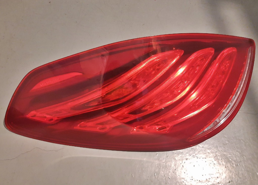 Mercedes Benz W222 S63 AMG LED Tail Light Left A2229065401, Auto ...