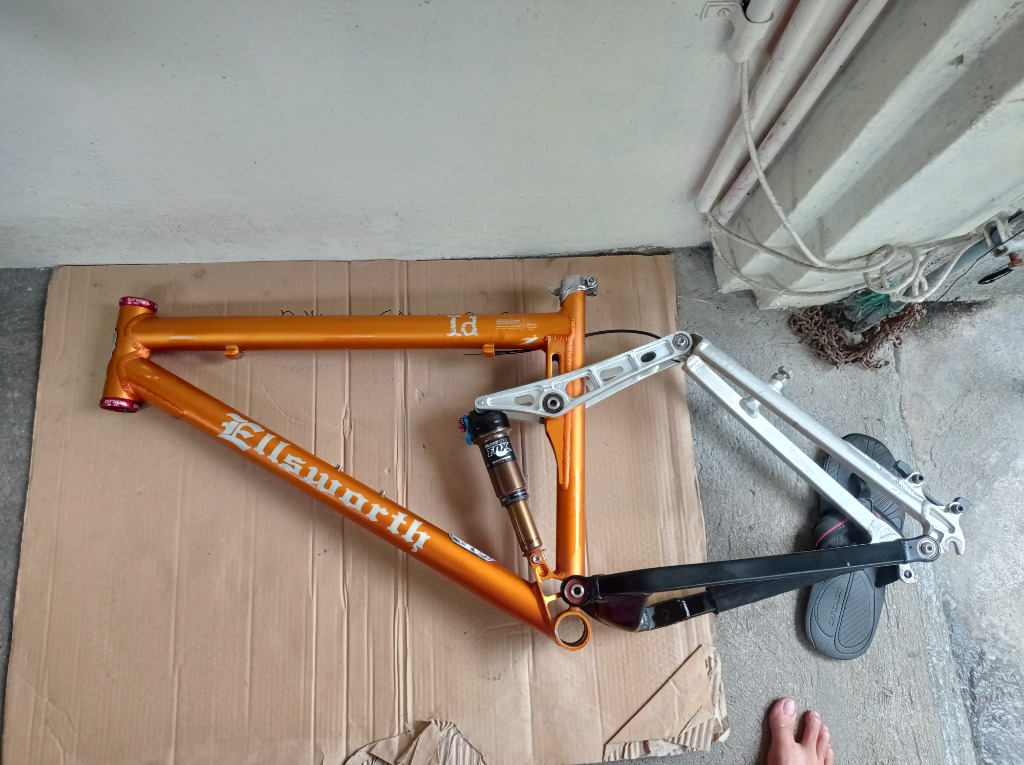 mtb ellsworth full suspension frame 26er, Sports Equipment, Bicycles ...