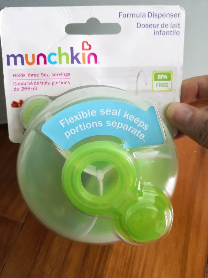 NEW Munchkin formula dispenser, Babies & Kids, Nursing & Feeding ...