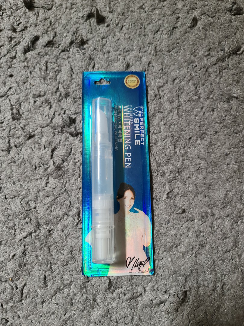 Perfect Smile Whitening Pen, Beauty & Personal Care, Oral Care on Carousell