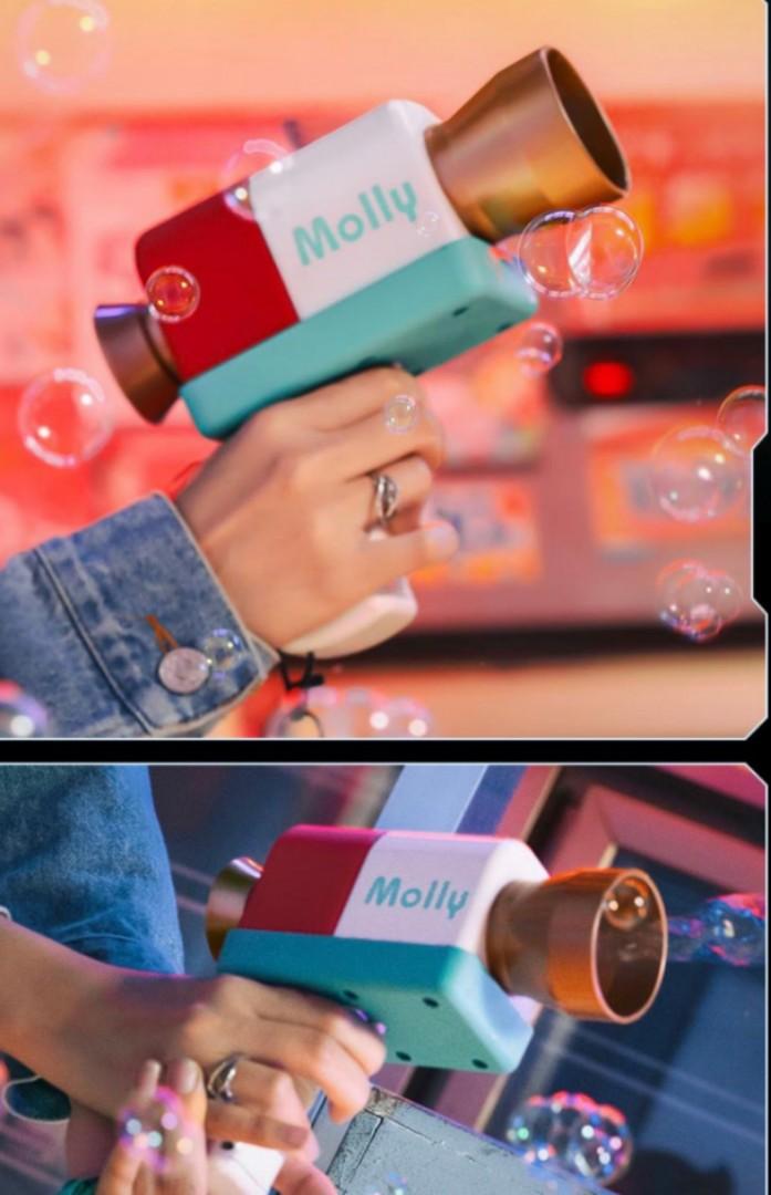 Popmart space molly bubble gun actual size, Hobbies & Toys, Toys ...