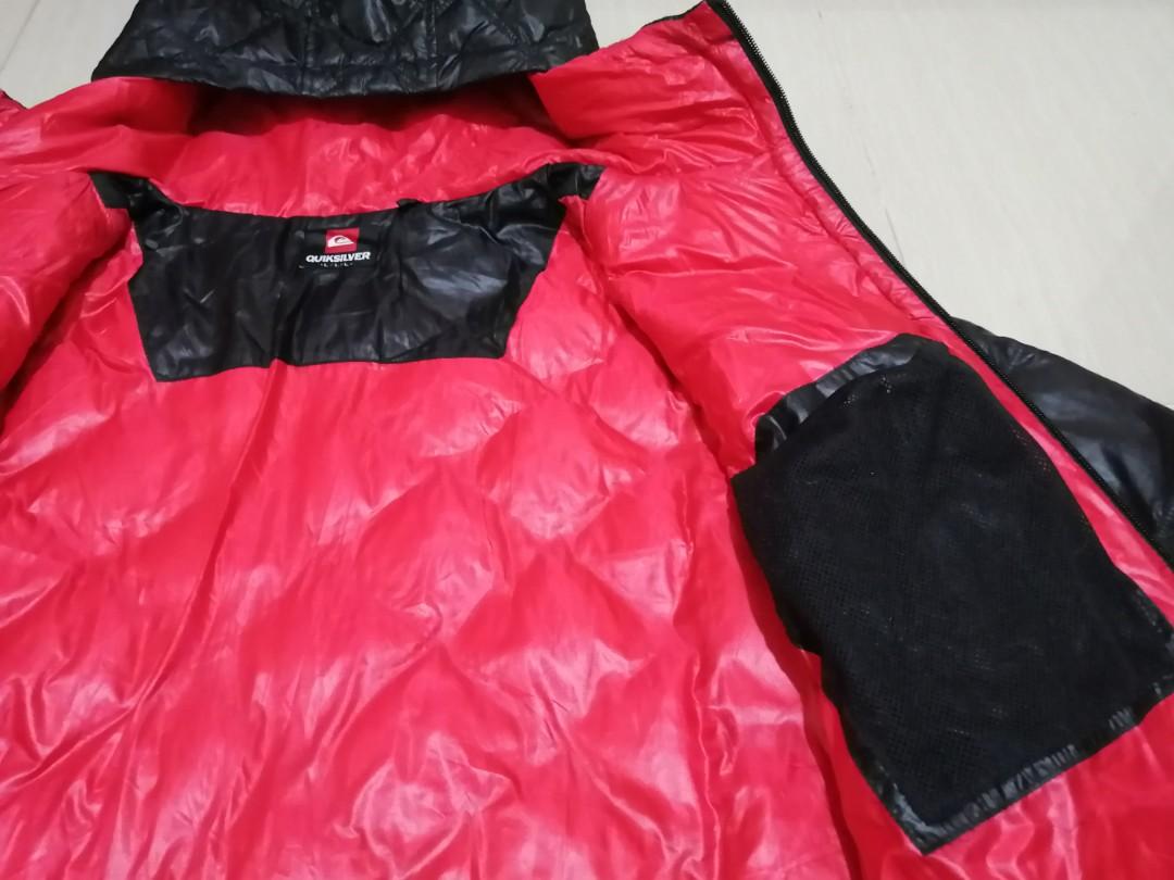 Quicksilver puffer jacket original, Men's Fashion, Coats, Jackets and ...