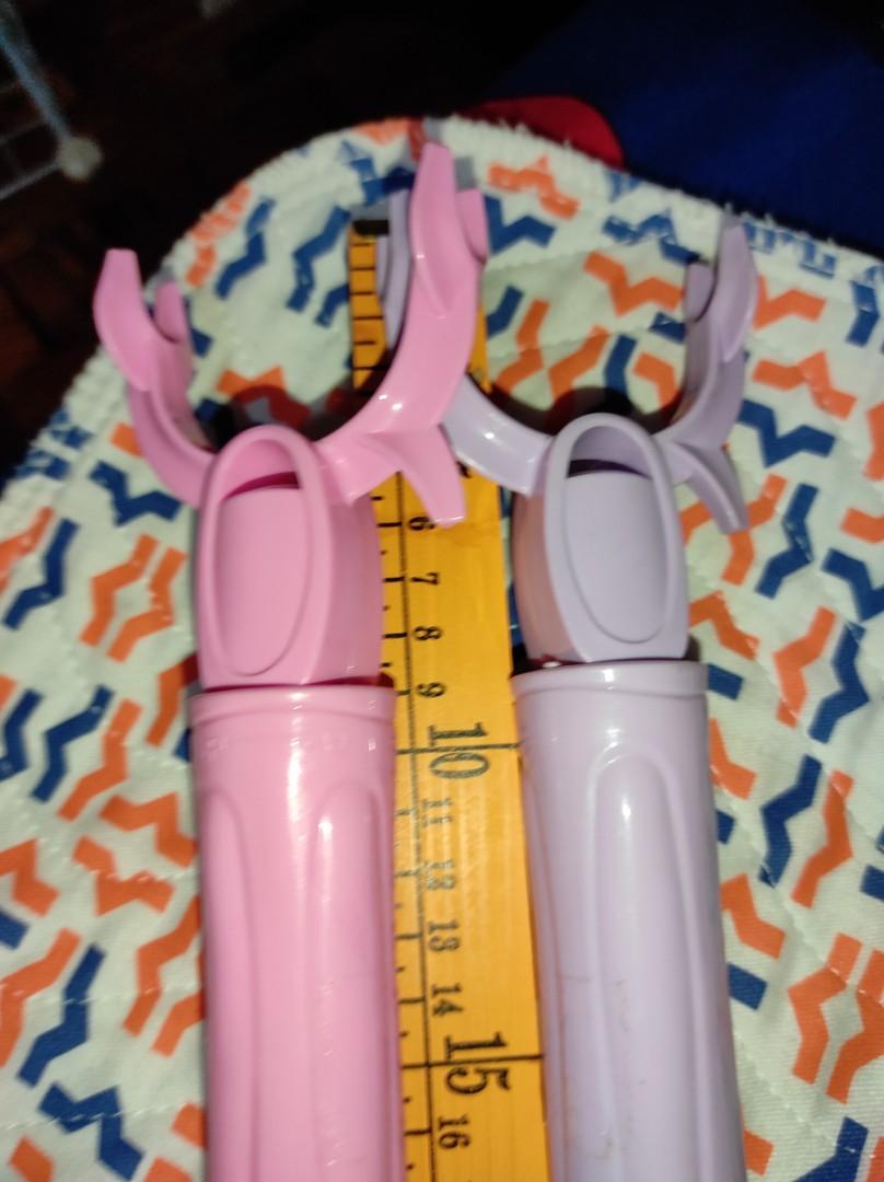 Adjustable Panungkit ng damit, Furniture & Home Living, Home ...