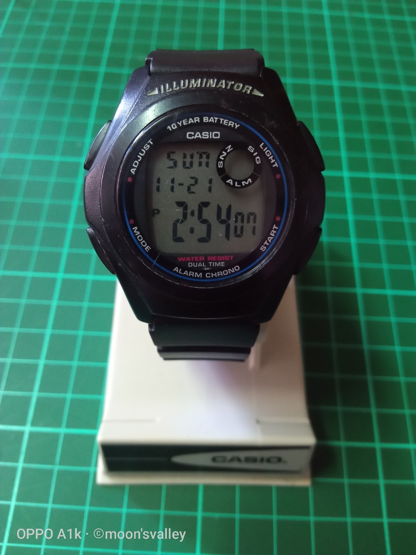 Casio f200, Men's Fashion, Watches & Accessories, Watches on Carousell