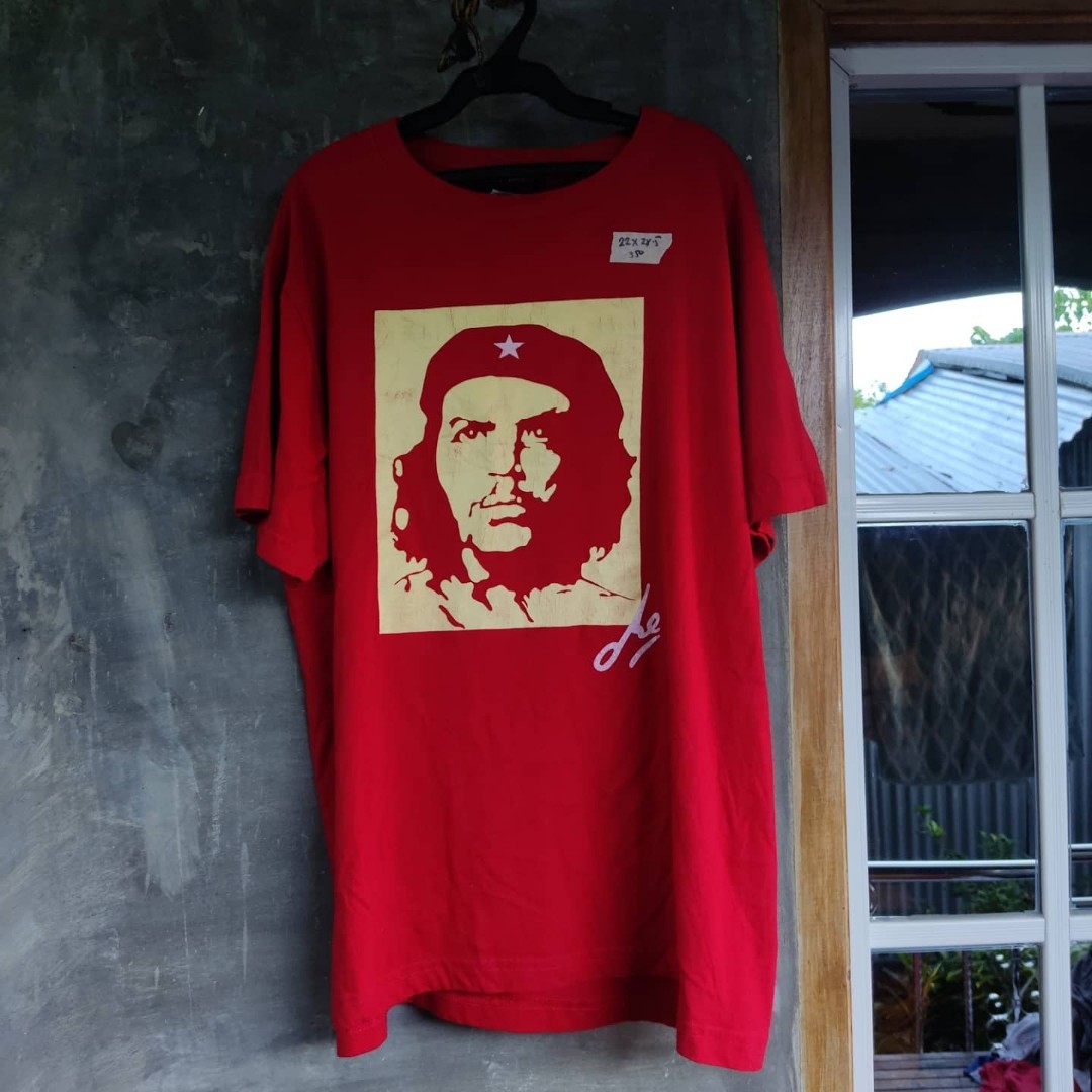 Che, Men's Fashion, Tops & Sets, Tshirts & Polo Shirts on Carousell