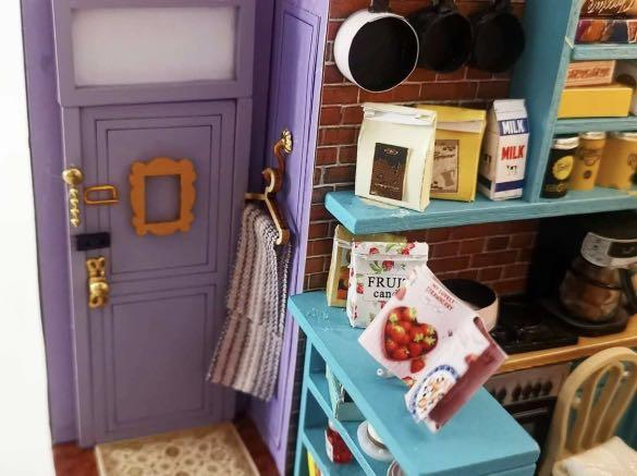 DIY Miniature FRIENDS TV Show Set, Hobbies & Toys, Memorabilia ...