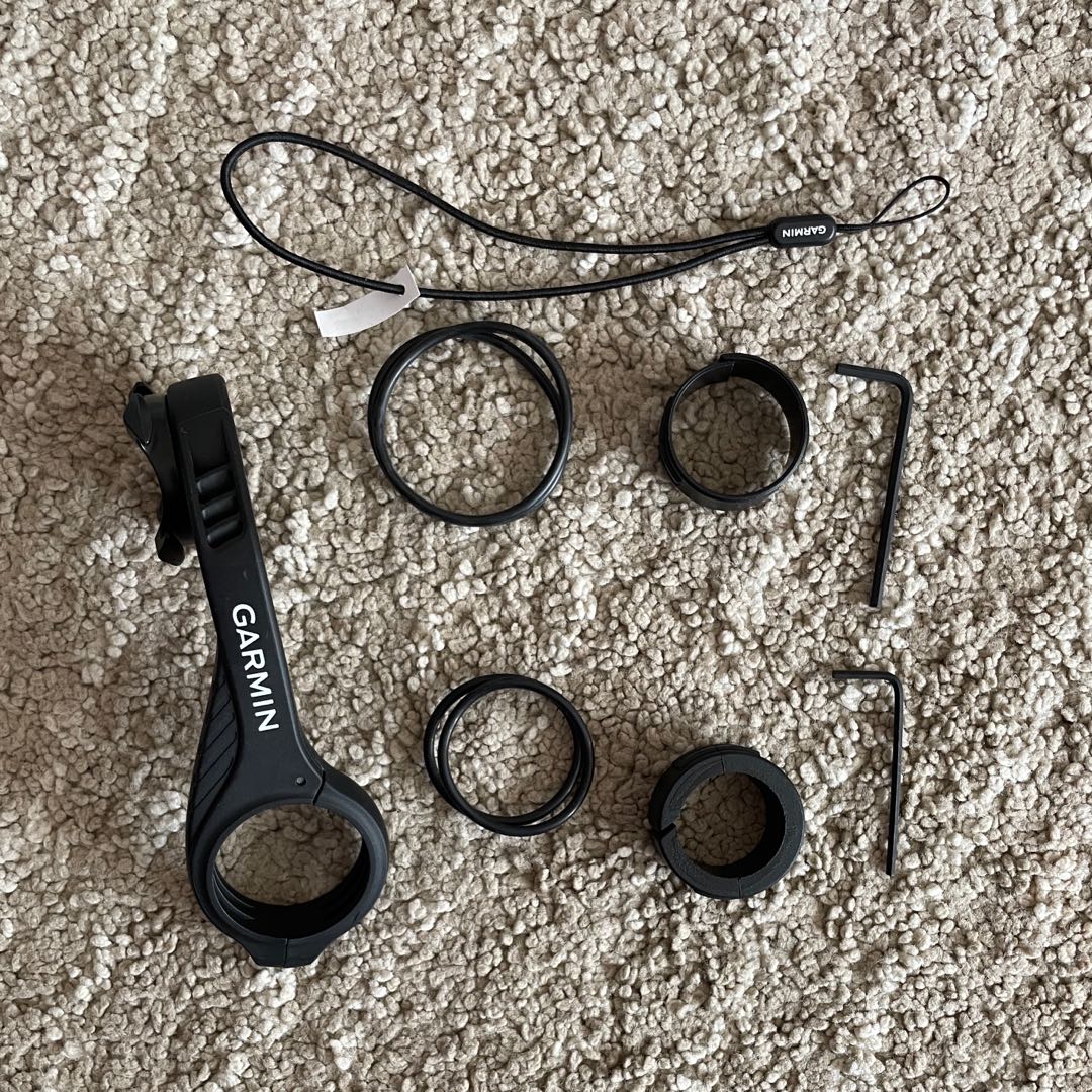 Garmin Mount - Original from Edge 530, Sports Equipment, Bicycles ...