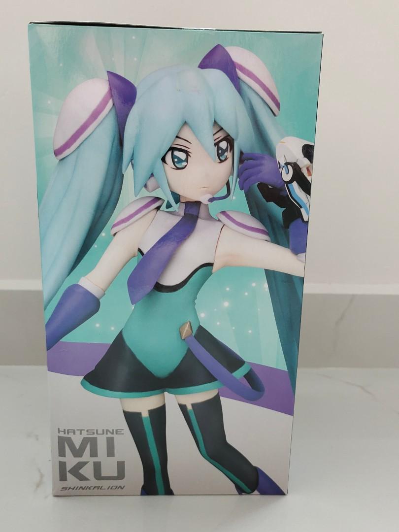 Hatsune Miku Pilot Suit Limited Premium Figure, Hobbies & Toys, Toys ...