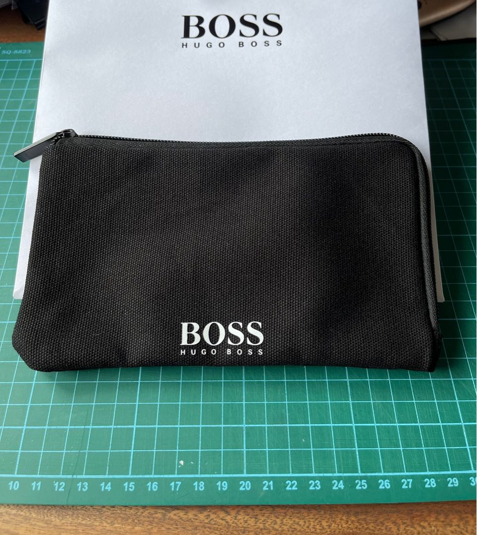 Hugo Boss pouch with zipper, Men's Fashion, Bags, Belt bags, Clutches ...