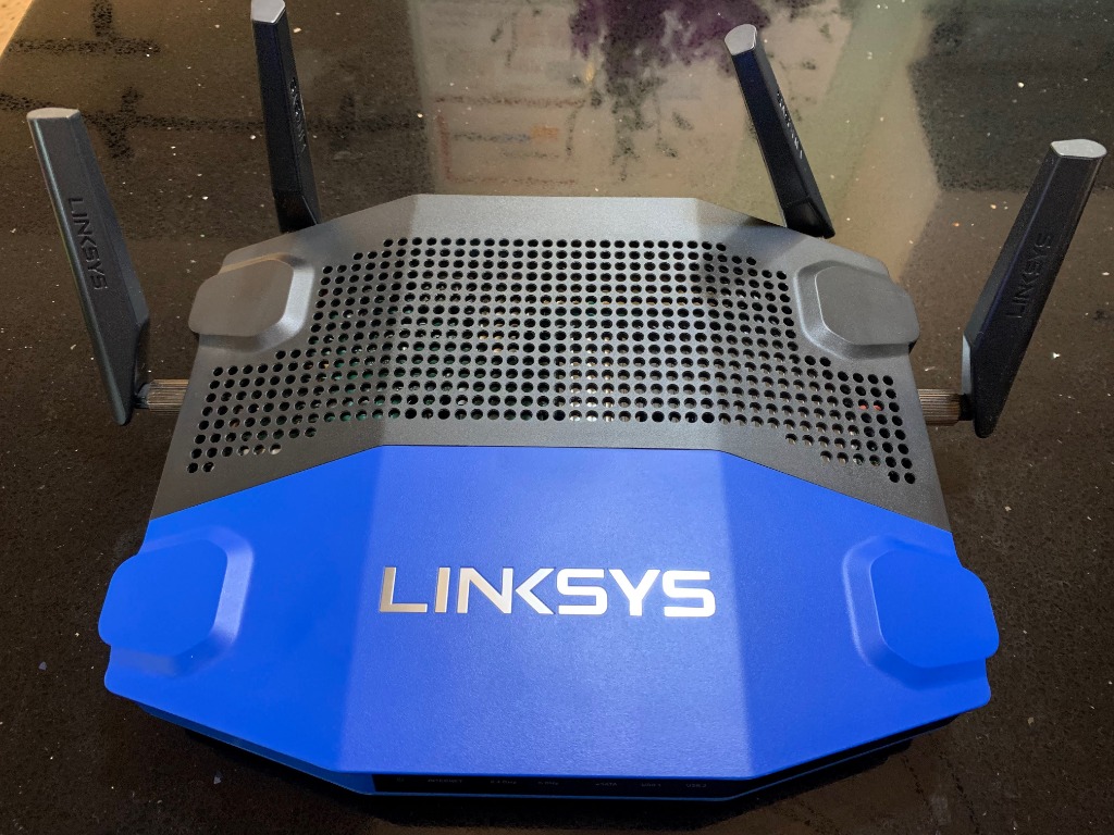 Linksys WRT1900ACS Dual-Band Gigabit Wi-Fi Router, Computers & Tech ...