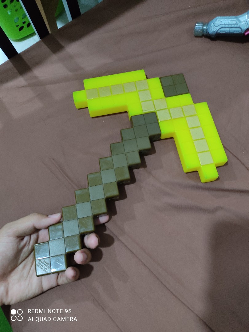 Minecraft Gold Pickaxe Toy, Hobbies & Toys, Collectibles & Memorabilia ...