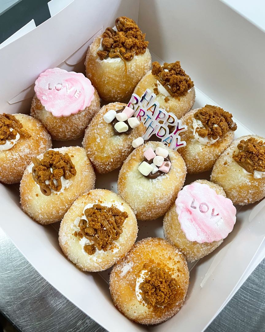 Mix bomboloni/ donut, Food & Drinks, Homemade Bakes on Carousell