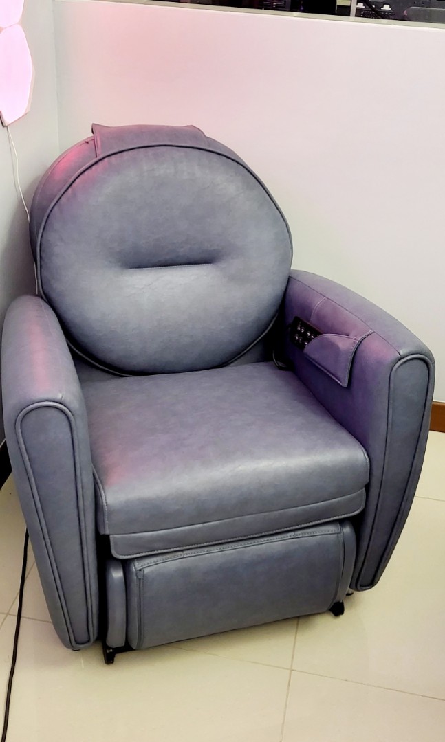 Osim UDiva 2 Massage Chair, Furniture & Home Living, Furniture, Chairs ...