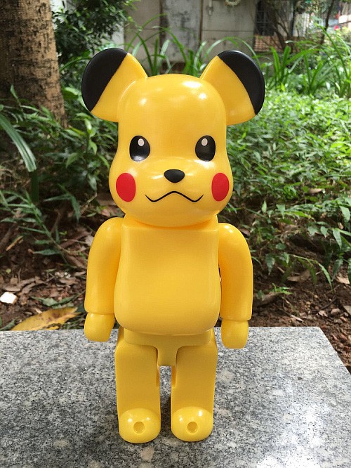 PIKACHU BEARBRICKS 400%, Hobbies & Toys, Toys & Games on Carousell