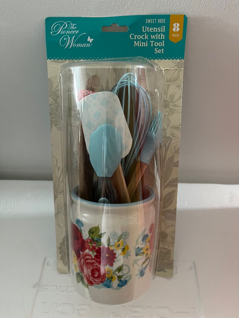 Pioneer Woman Mini Tool Set, Furniture & Home Living, Kitchenware ...