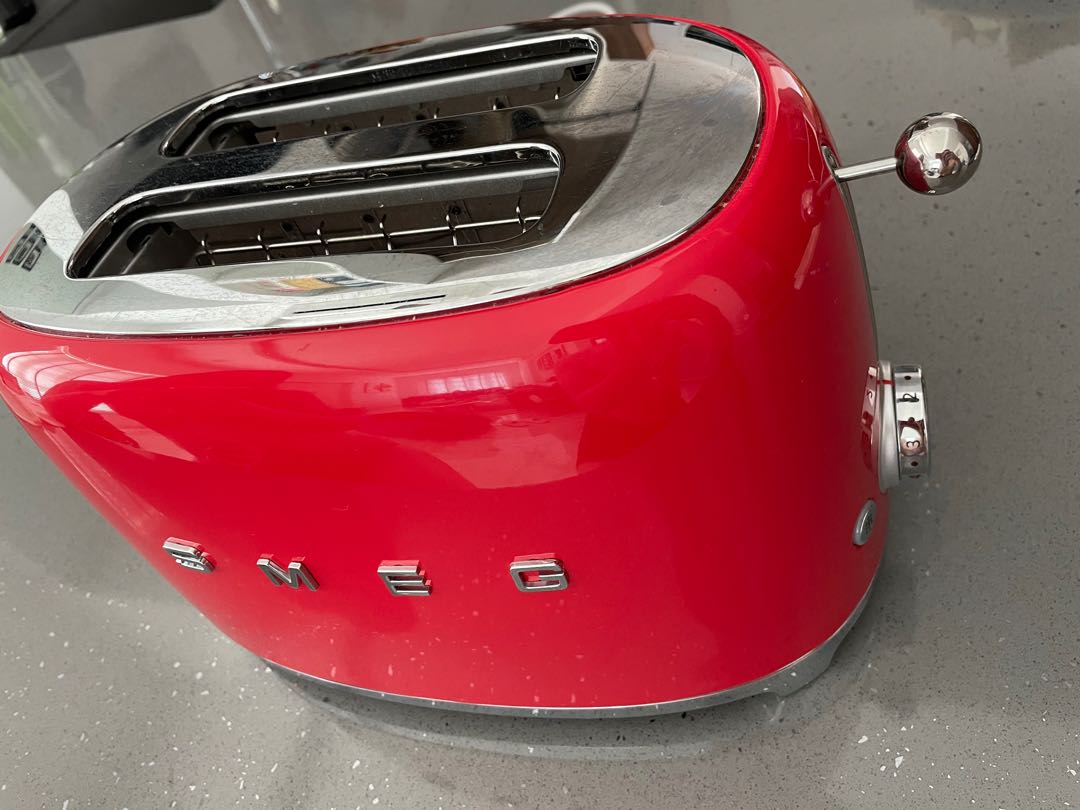 Smeg red toaster, TV & Home Appliances, Kitchen Appliances, Ovens ...