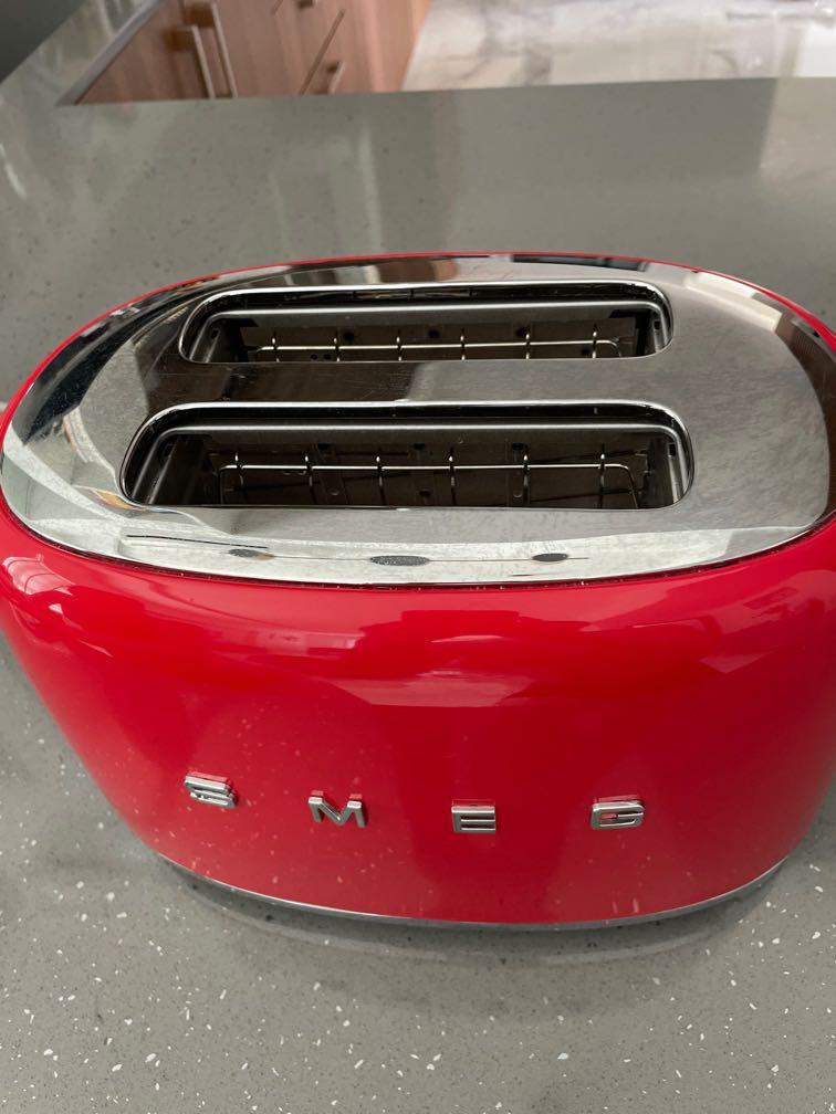 Smeg red toaster, TV & Home Appliances, Kitchen Appliances, Ovens ...