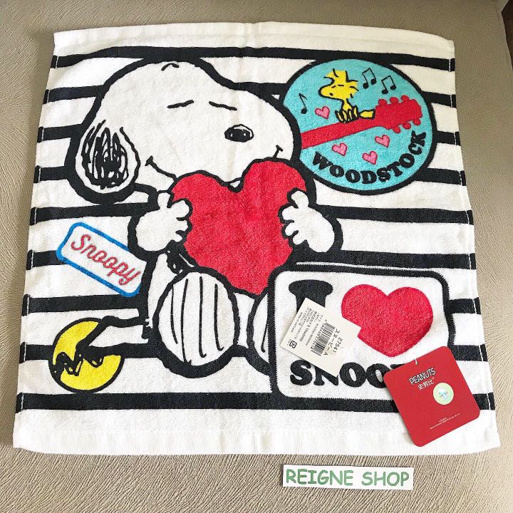 SNOOPY HAND TOWEL, Furniture & Home Living, Home Improvement ...