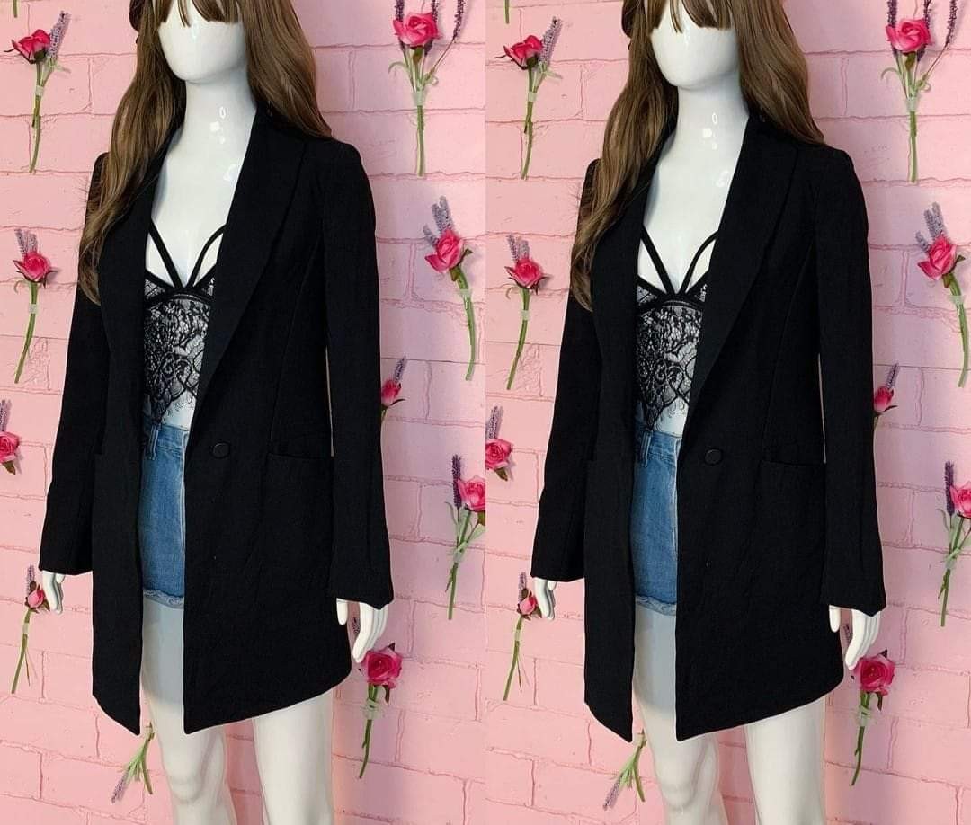 Solid Black Long Blazer, Women's Fashion, Coats, Jackets and Outerwear ...