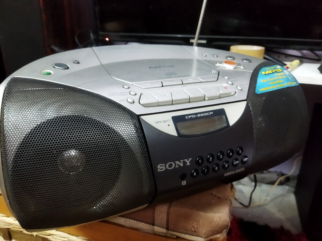 SONY CFD-S20CP, Audio, Portable Audio Accessories on Carousell
