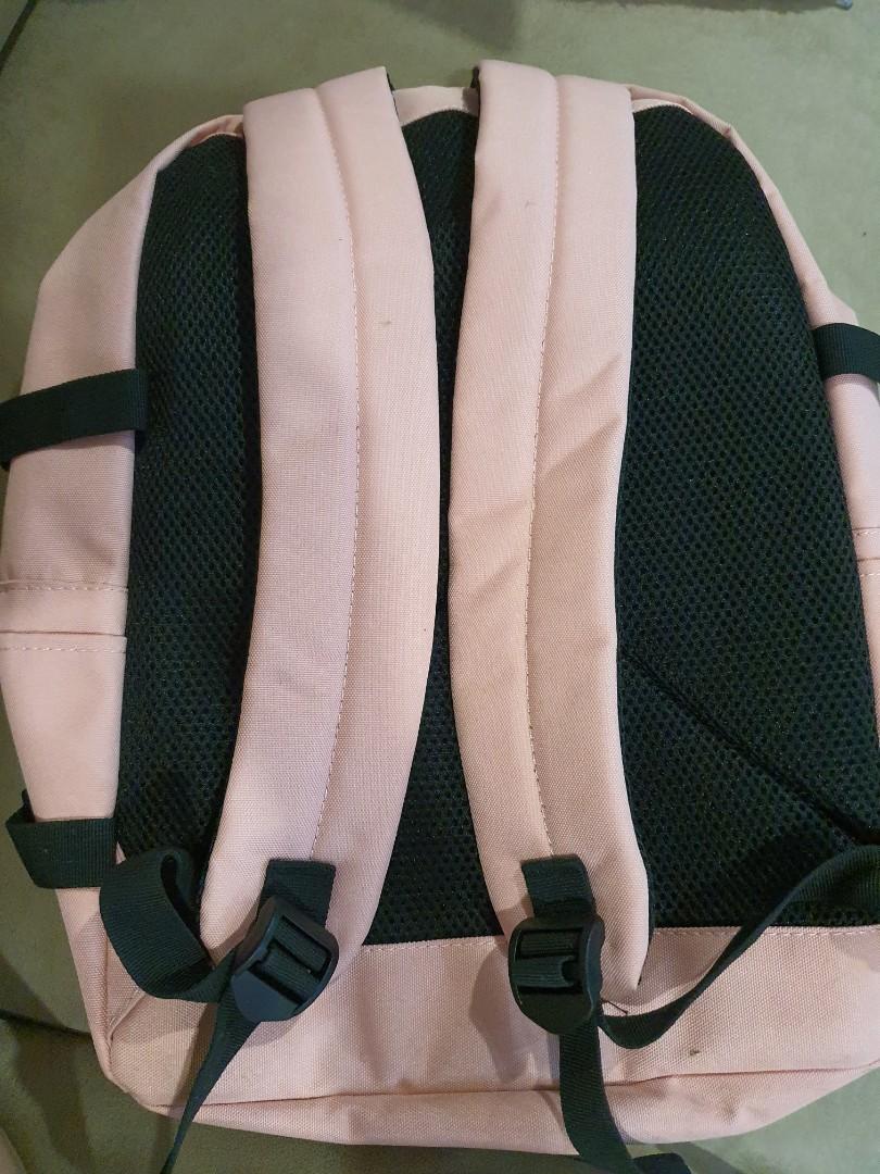 Supreme Backpack haversack, Women's Fashion, Bags & Wallets, Backpacks ...