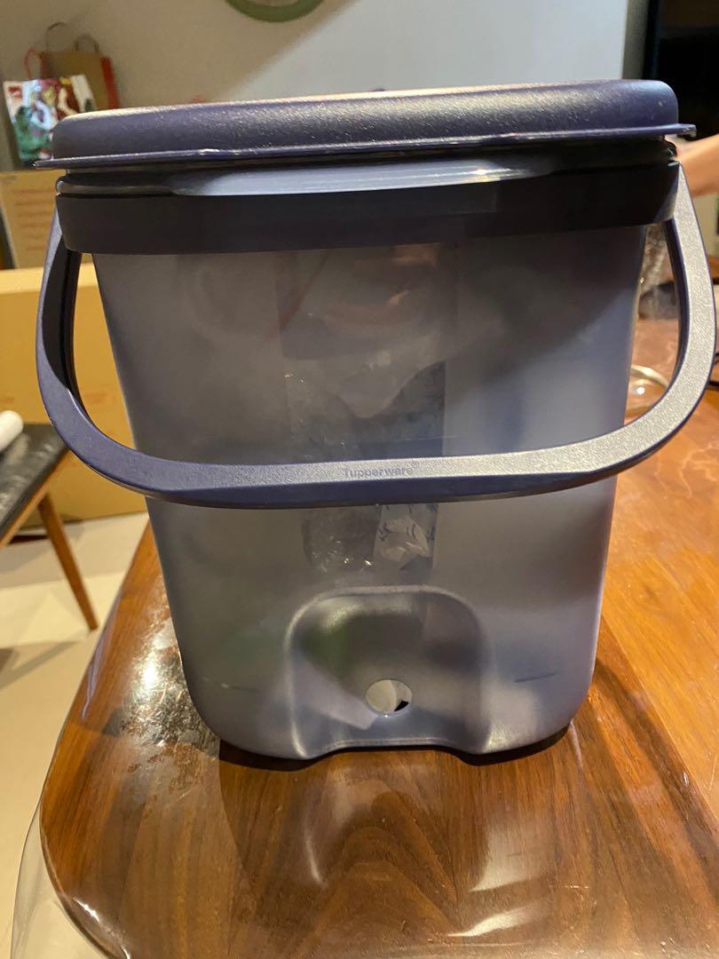 Tupperware drinks dispenser, TV & Home Appliances, Kitchen Appliances ...