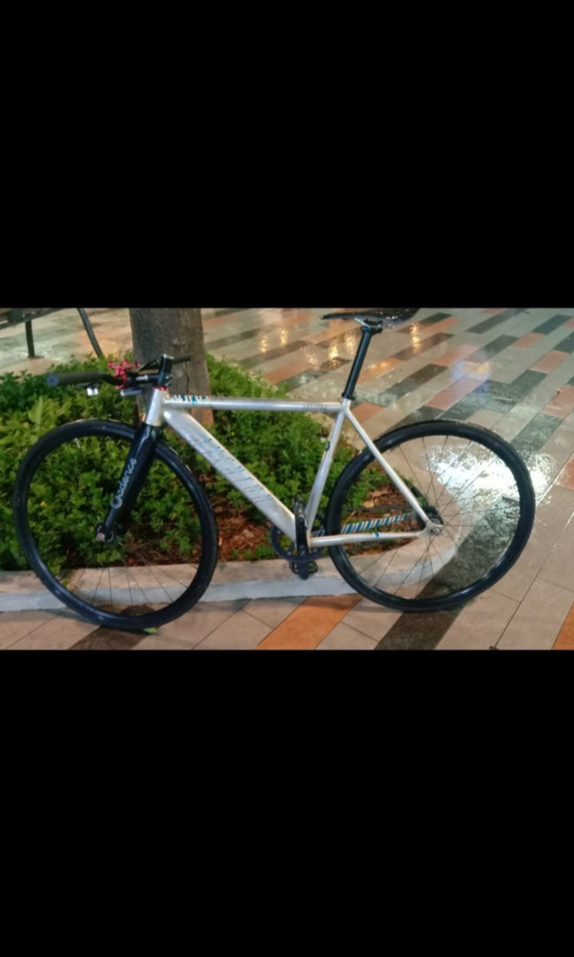 Velocity track pista wheelset, Sports Equipment, Bicycles & Parts ...