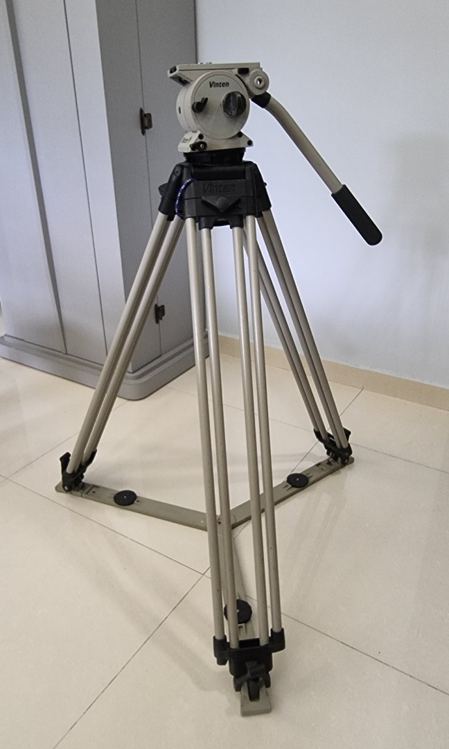 Vinten Vision 5 Professional Tripod, Photography, Photography ...