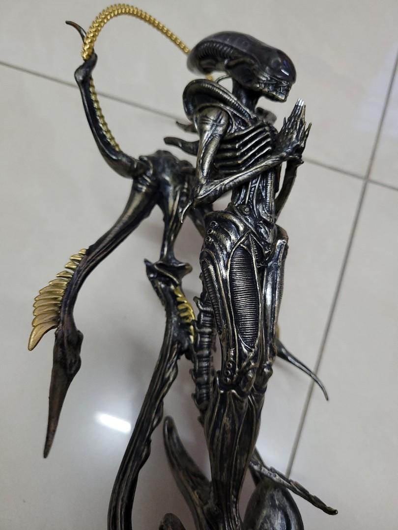 (Last piece) Alien praying statue (CERTOYS), Hobbies & Toys, Toys ...