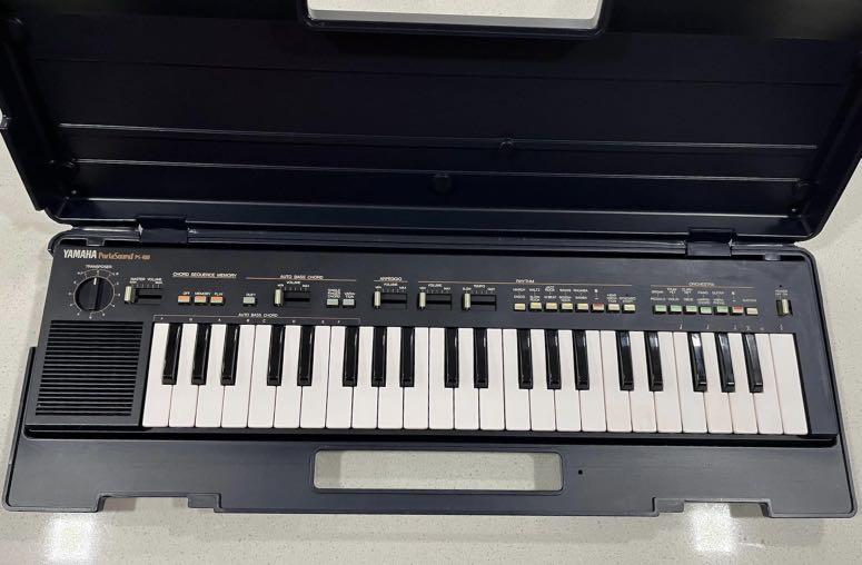 Yamaha PortaSound PS-400, Hobbies & Toys, Music & Media, Musical ...