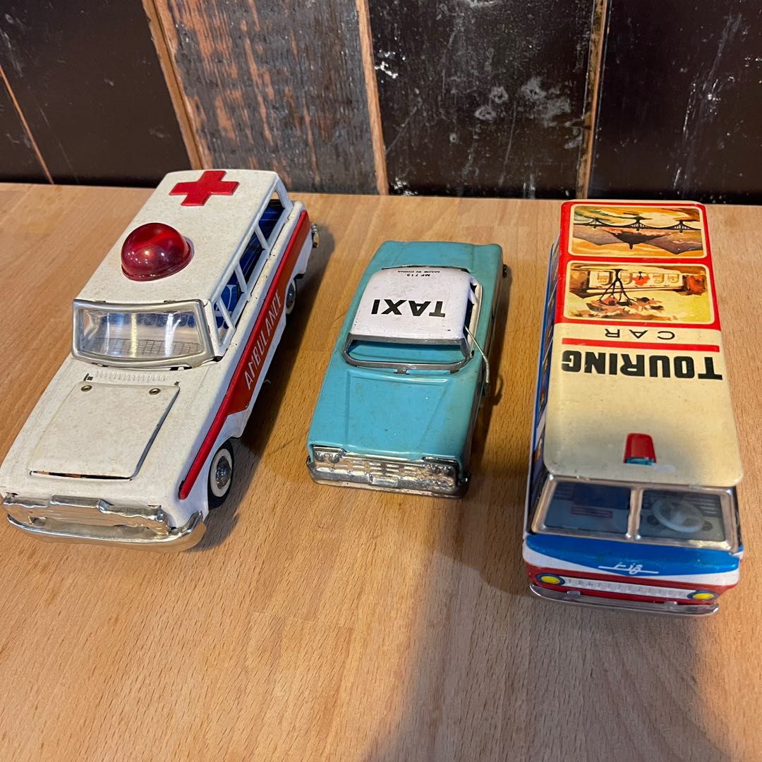 30 year old Reproduction Tin Toy vehicles, Hobbies & Toys, Memorabilia ...
